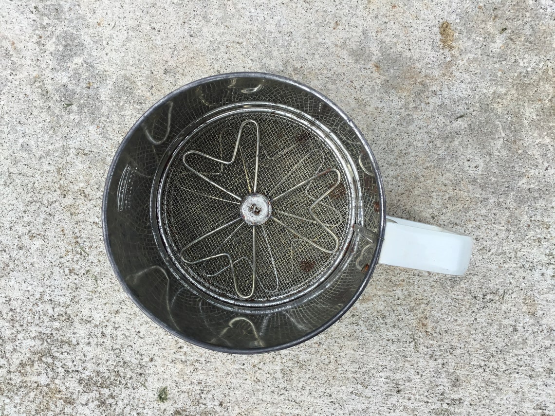 Vintage Androck Metal Sifter - Etsy
