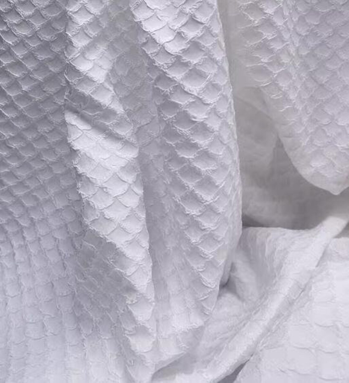 High Quality Black/white Color 3D Fish Scale Style Jacquard Fabric ...