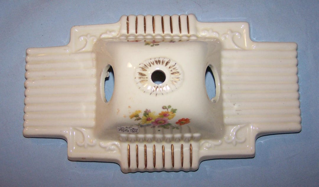 Vintage Ceramic 2-bulb Ceiling Light Fixture Flush Mount W/floral ...