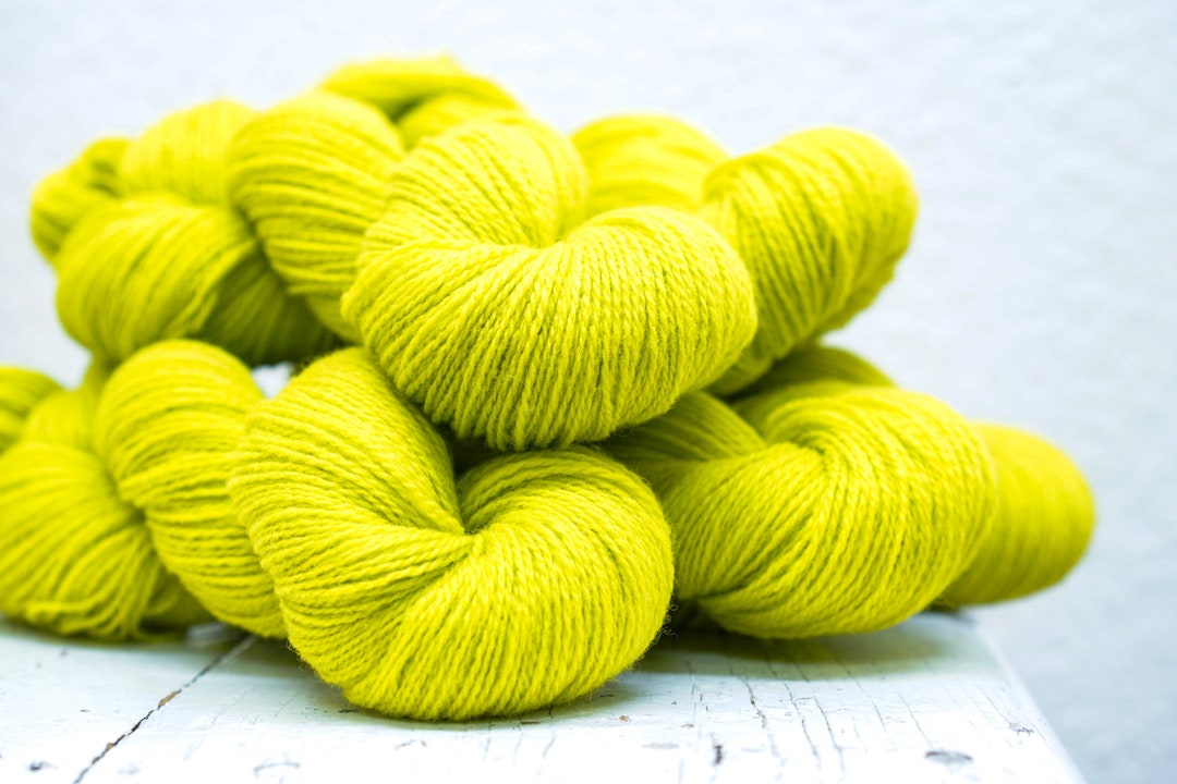Neon Green Wool Yarn 500g./17,50 Oz. - New Zealand Fingering Wool for ...