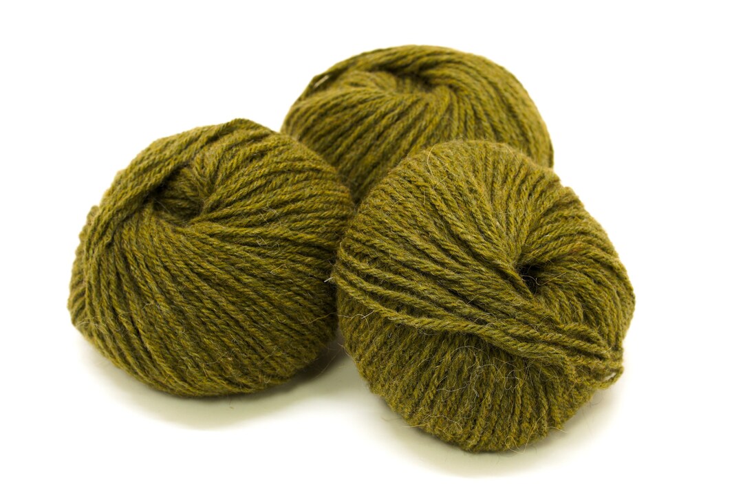Moss Green Aran Alpaca Wool Yarn Blend - 40 Alpaca/40 Wool/ 20 PO - for ...