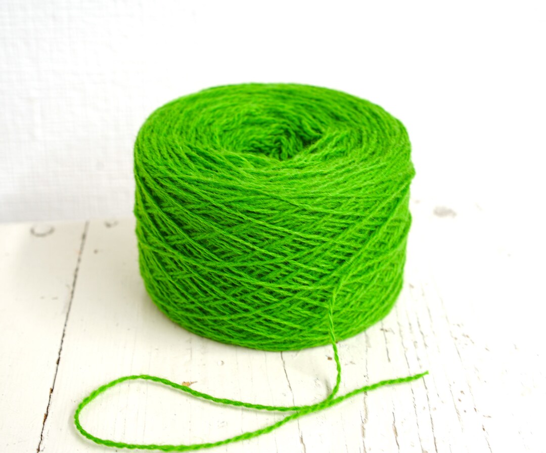 Bright Green Wool Yarn for Pattern Knitting - 100g/3,50 Oz. - New ...
