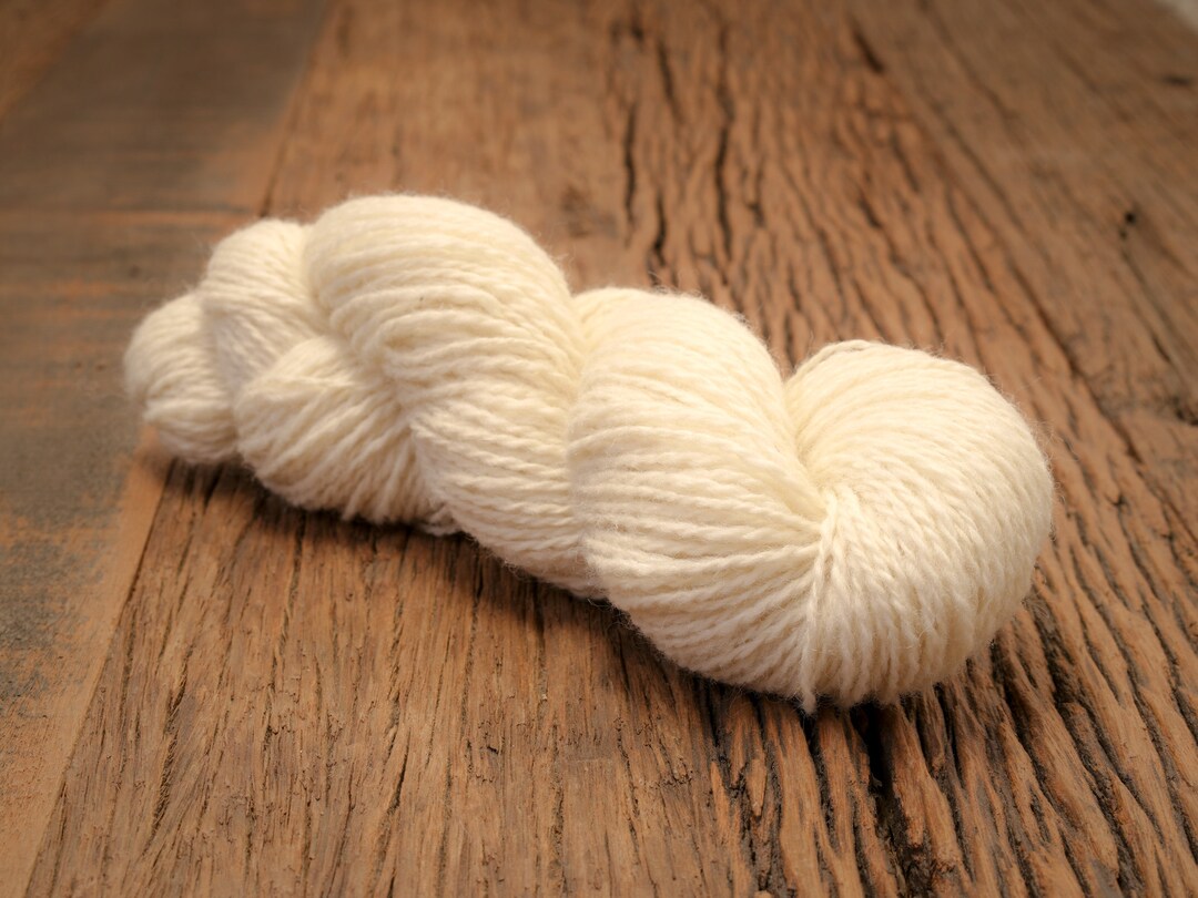 Lithuanian White 100% Wool Yarn - 100g/160m - Wool Yarn for Dyeing ...