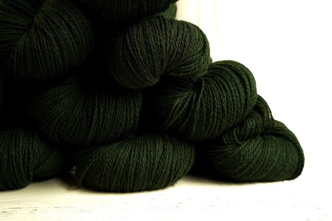 Forest Green Wool Yarn 500g./17,50 Oz. - New Zealand Fingering Wool for ...
