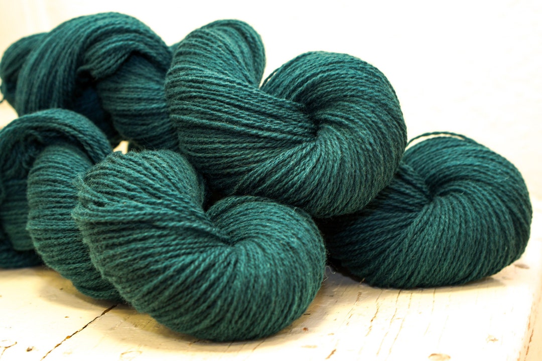 Emerald Green Wool Yarn 500g./17,50 Oz. New Zealand Fingering Wool for ...