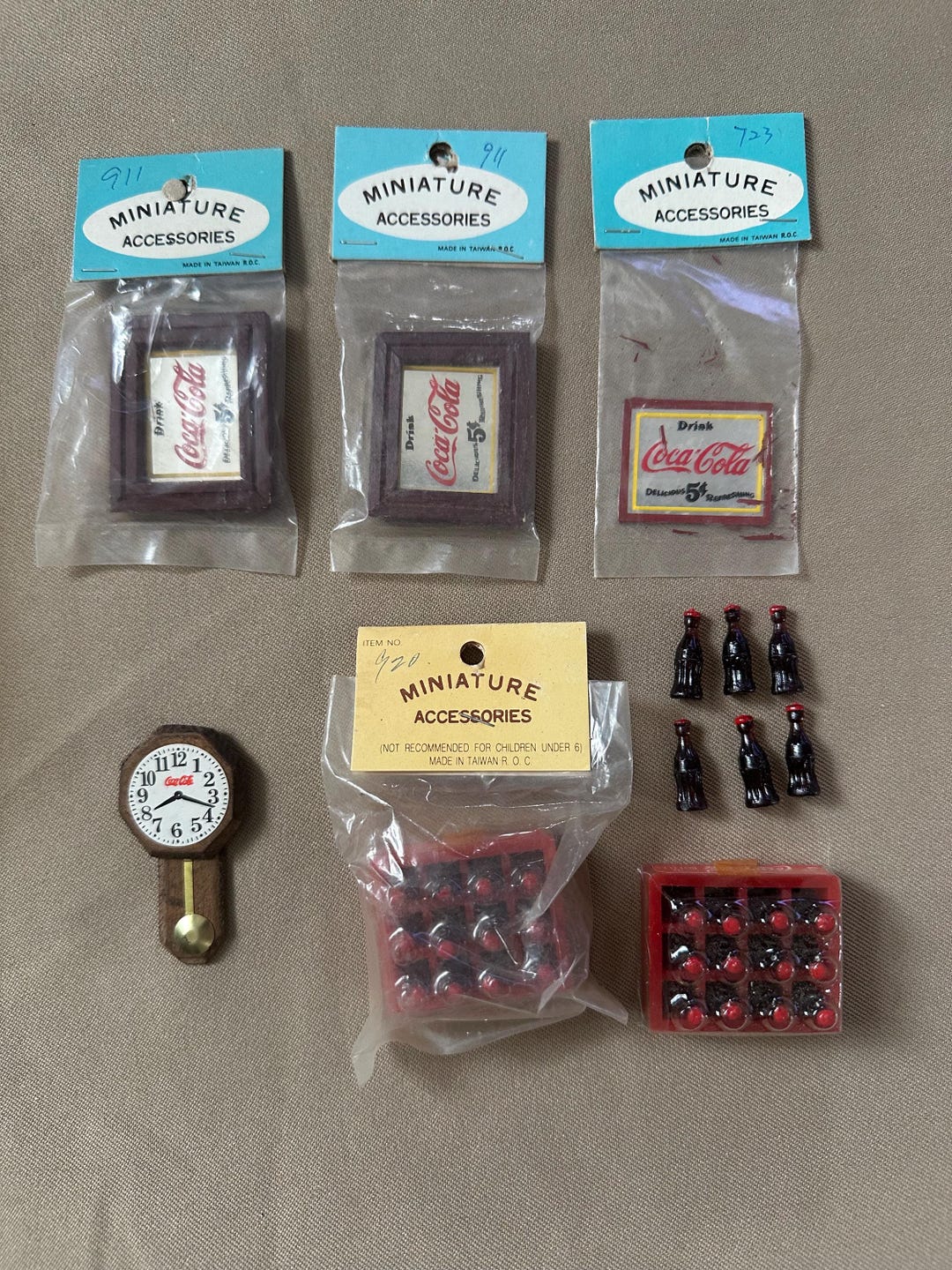 Miniature Vintage Dollhouse Coca Cola 12 Pack Bottles Mini Clock and ...