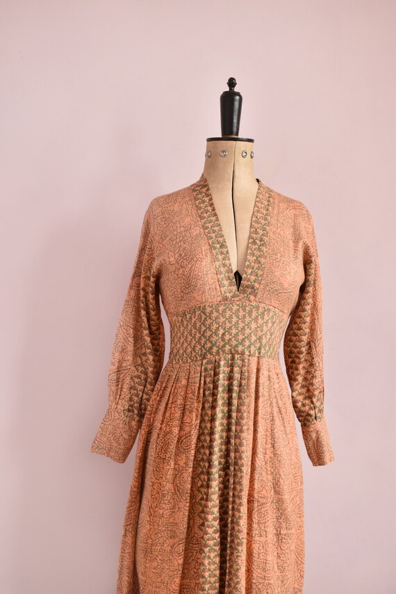 Vintage 1960s 70s orange paisley block print cotton d… - Gem