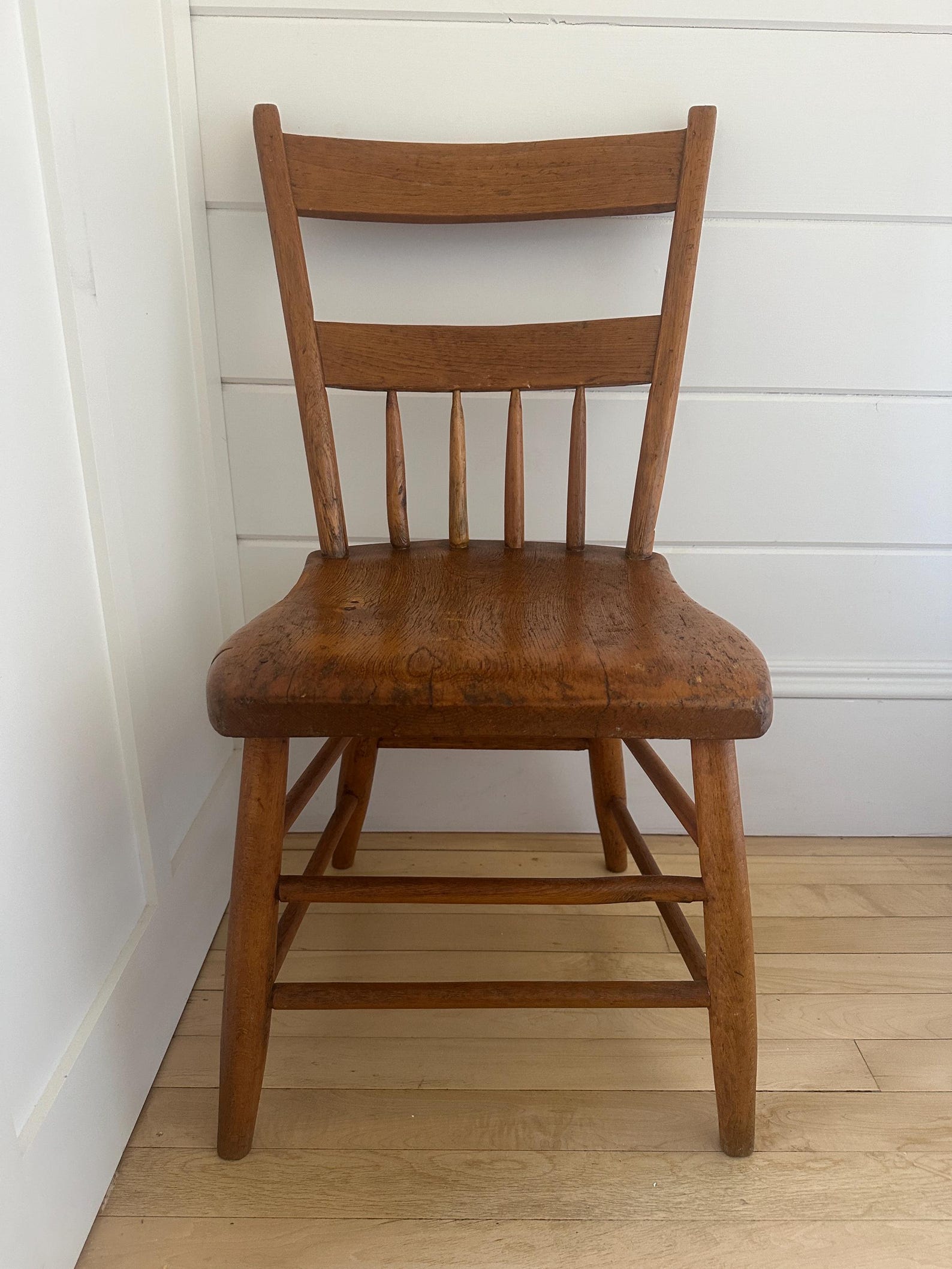 Primitive Wood Chair - Slanted Back - Plank Seat Farmhouse Chair - Etsy