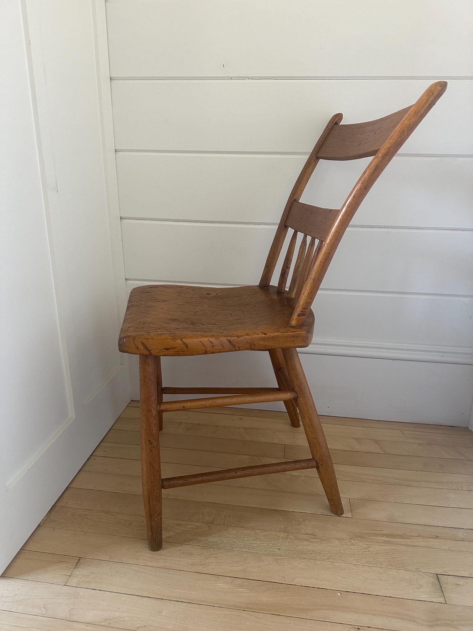 Primitive Wood Chair - Slanted Back - Plank Seat Farmhouse Chair - Etsy