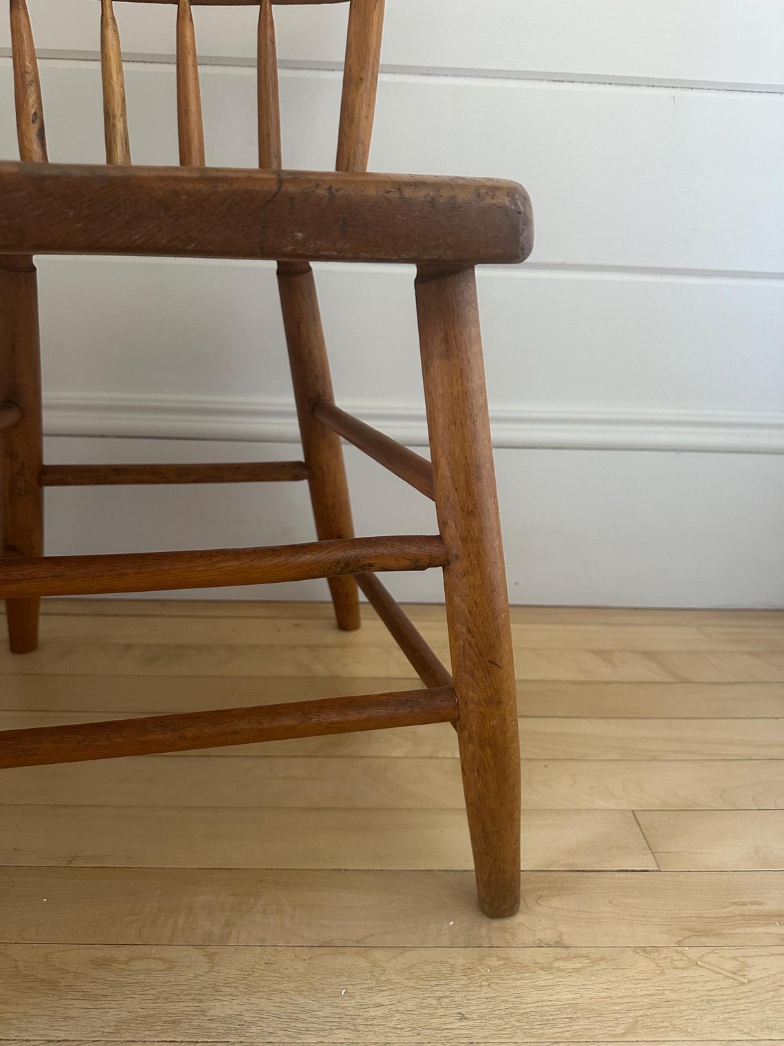 Primitive Wood Chair - Slanted Back - Plank Seat Farmhouse Chair - Etsy