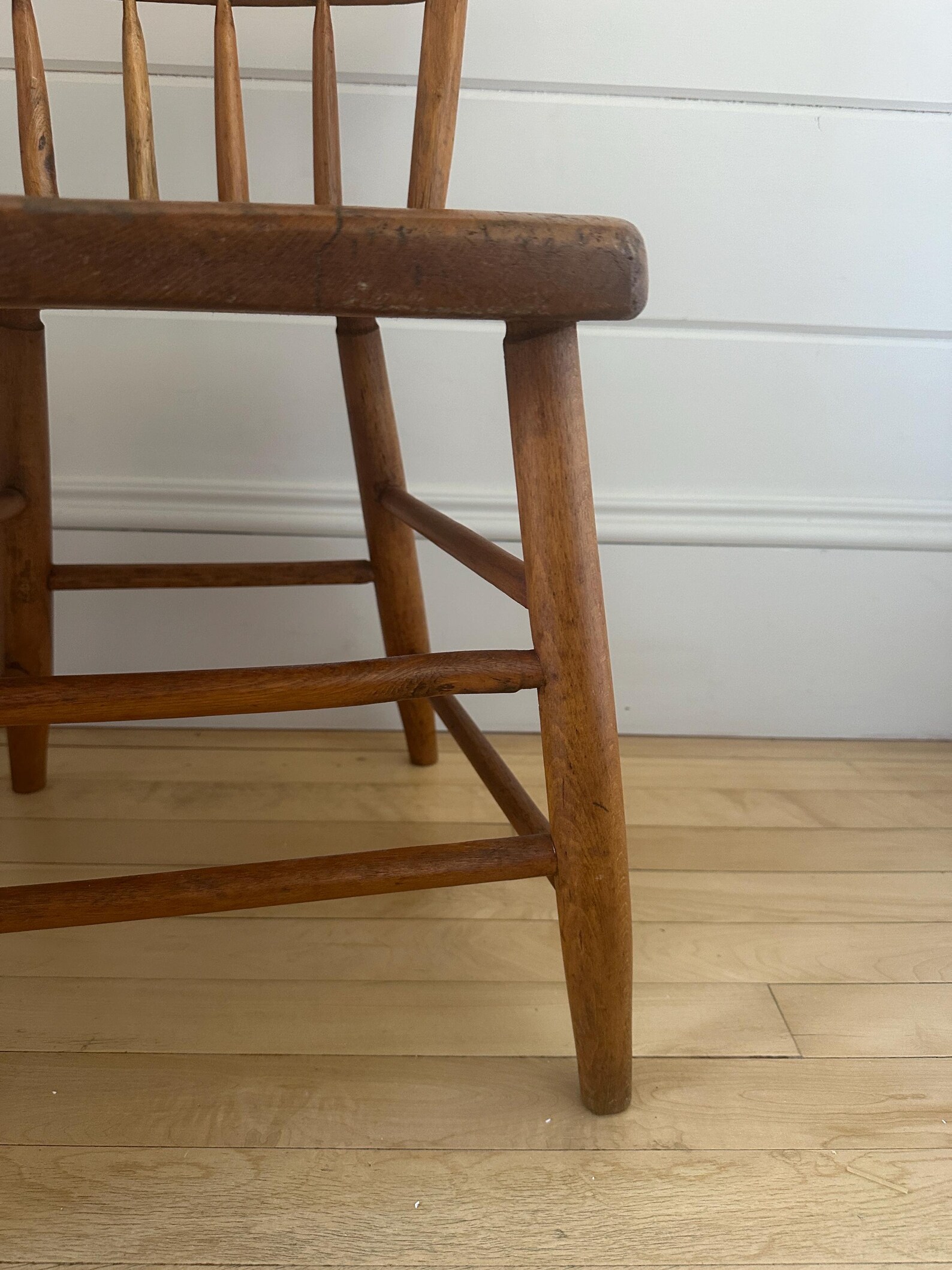 Primitive Wood Chair - Slanted Back - Plank Seat Farmhouse Chair - Etsy