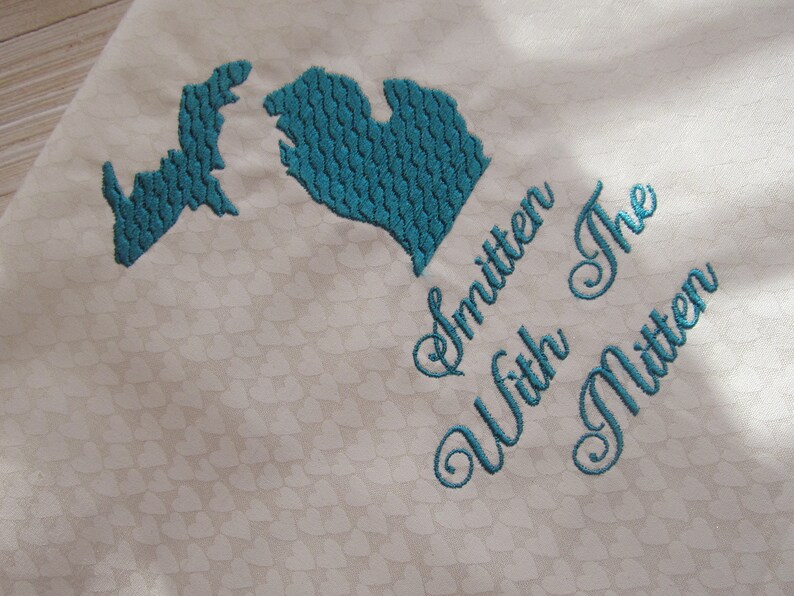 Michigan Embroidery Design, Smitten With the Mitten, Machine Embroidery ...