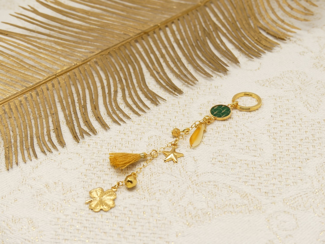 Grigri Art Deco Golden Green Keychain Lucky Charm Beads Resin Beads ...
