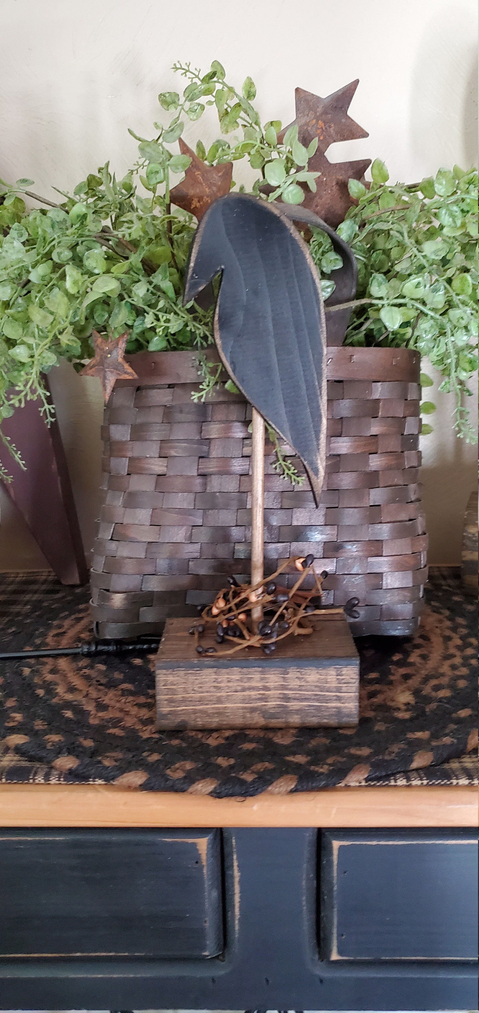 Wooden Crow on Dowel Rod With Berries and Rusty Star - Etsy