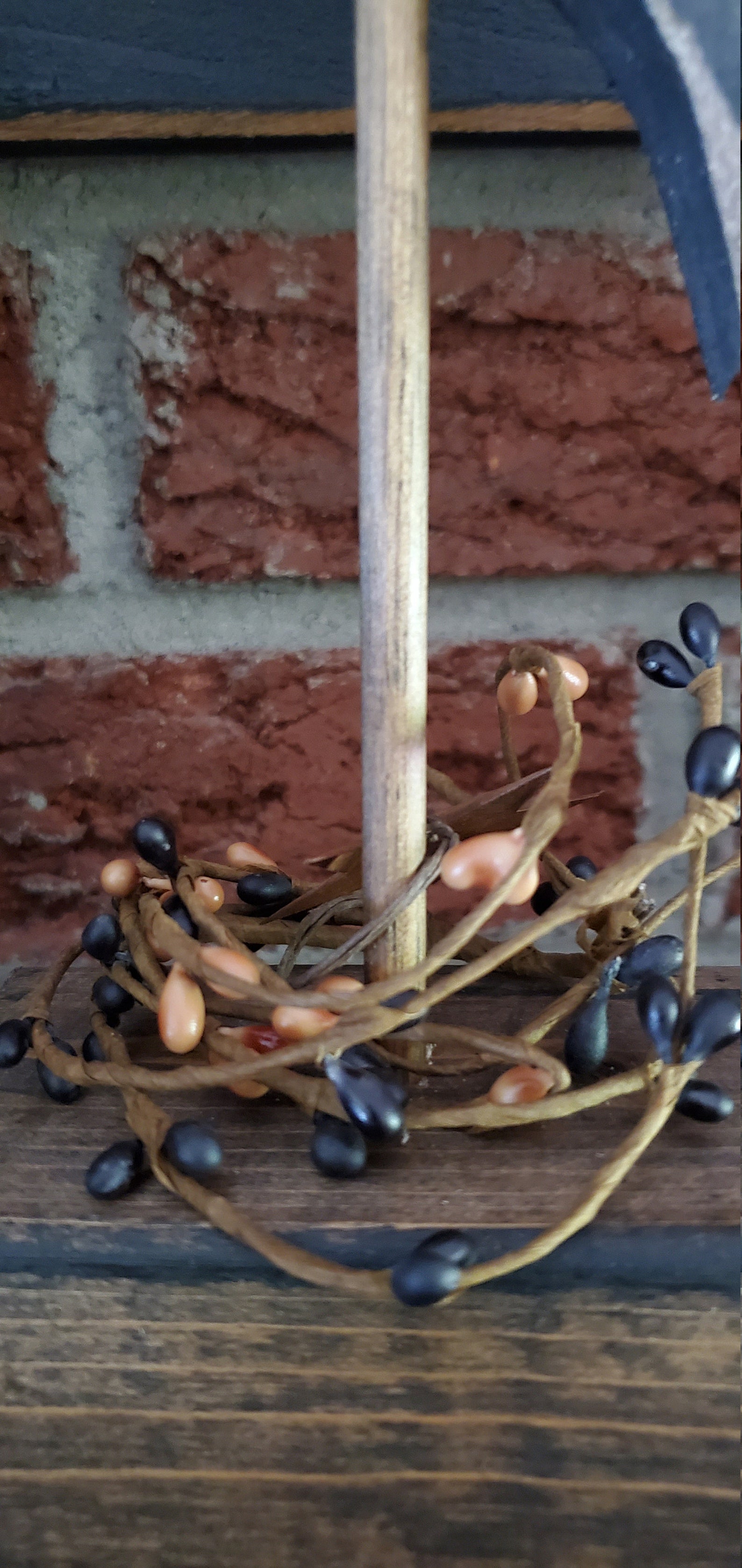 Wooden Crow on Dowel Rod With Berries and Rusty Star - Etsy