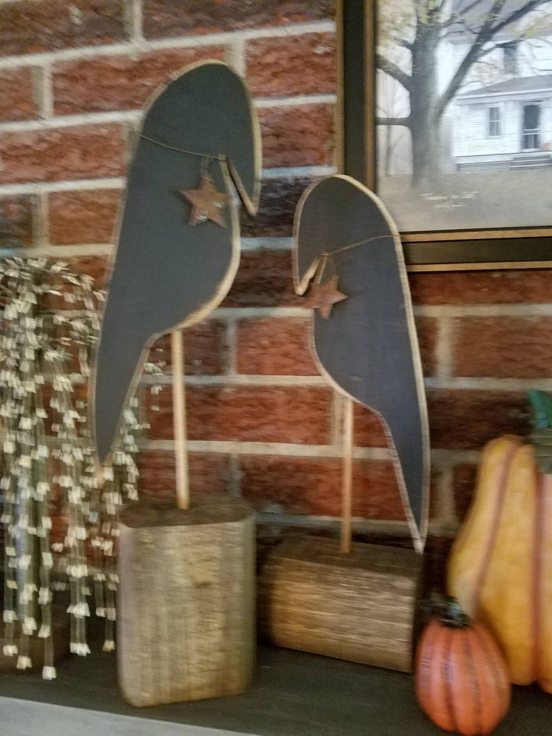 Wooden Crow on Dowel Rod and Base With Rusty Star - Etsy