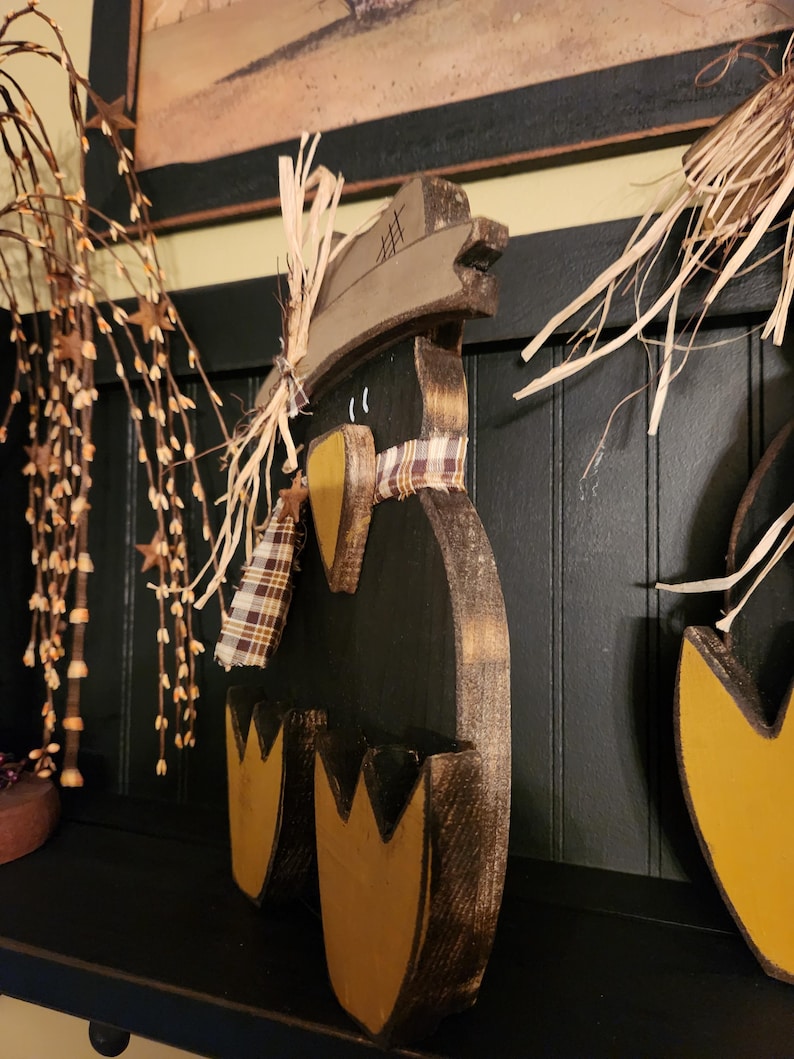 Rustic Farmhouse Shelf Sitter Wooden Crow - Etsy