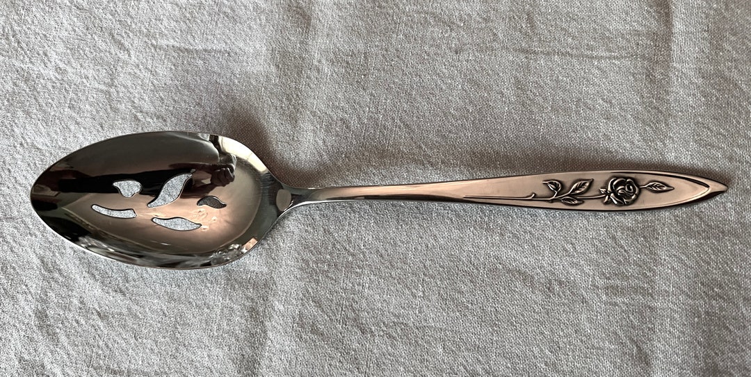 Oneida Stainless MY ROSE Pierced Tablespoon 8 1/4" - Etsy