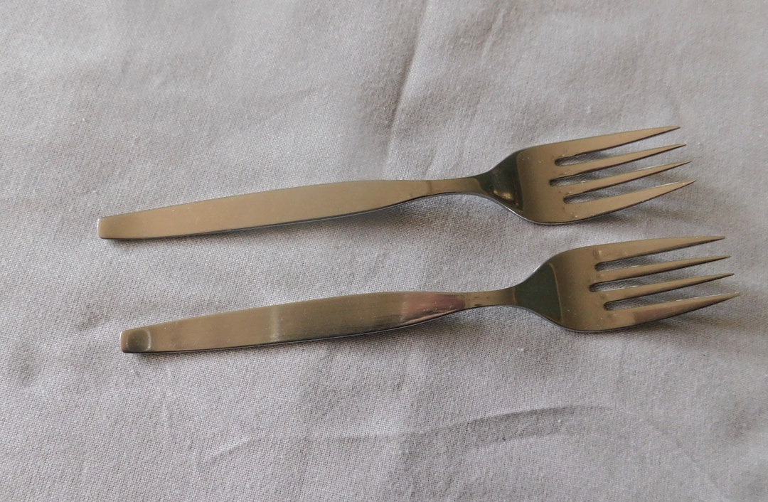Oneida Stainless FROSTFIRE Pair Salad Forks 6 1/2" in Great Condition ...