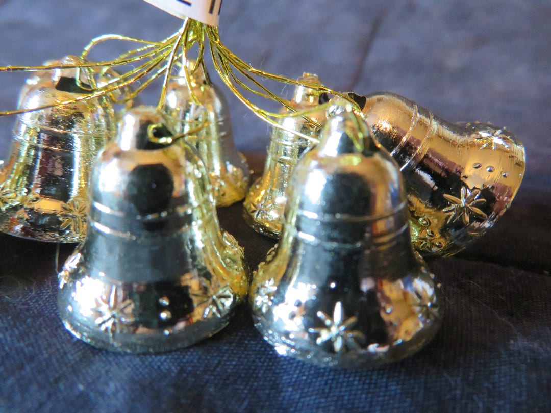 Little Gold Bells W Star Border,plastic,no Clapper,christmas Crafts ...