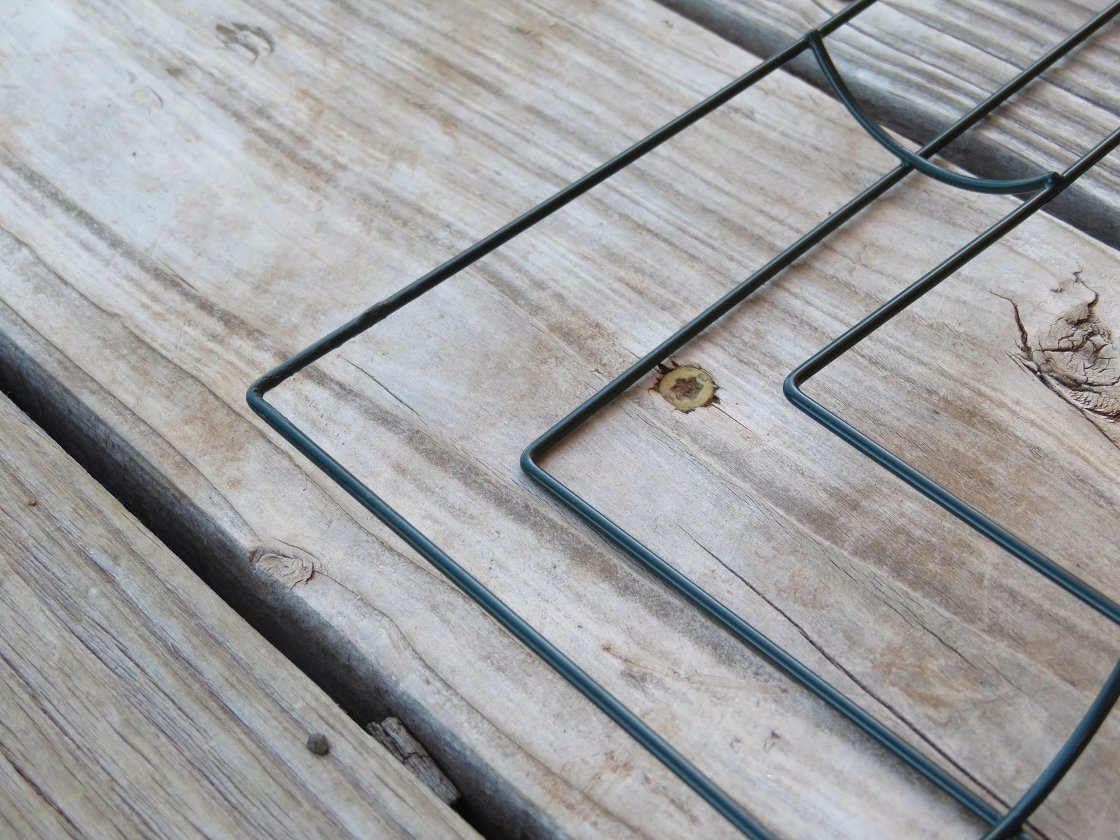 Square Wreath Form Wire Wreath Baseappx 14 by 14 - Etsy