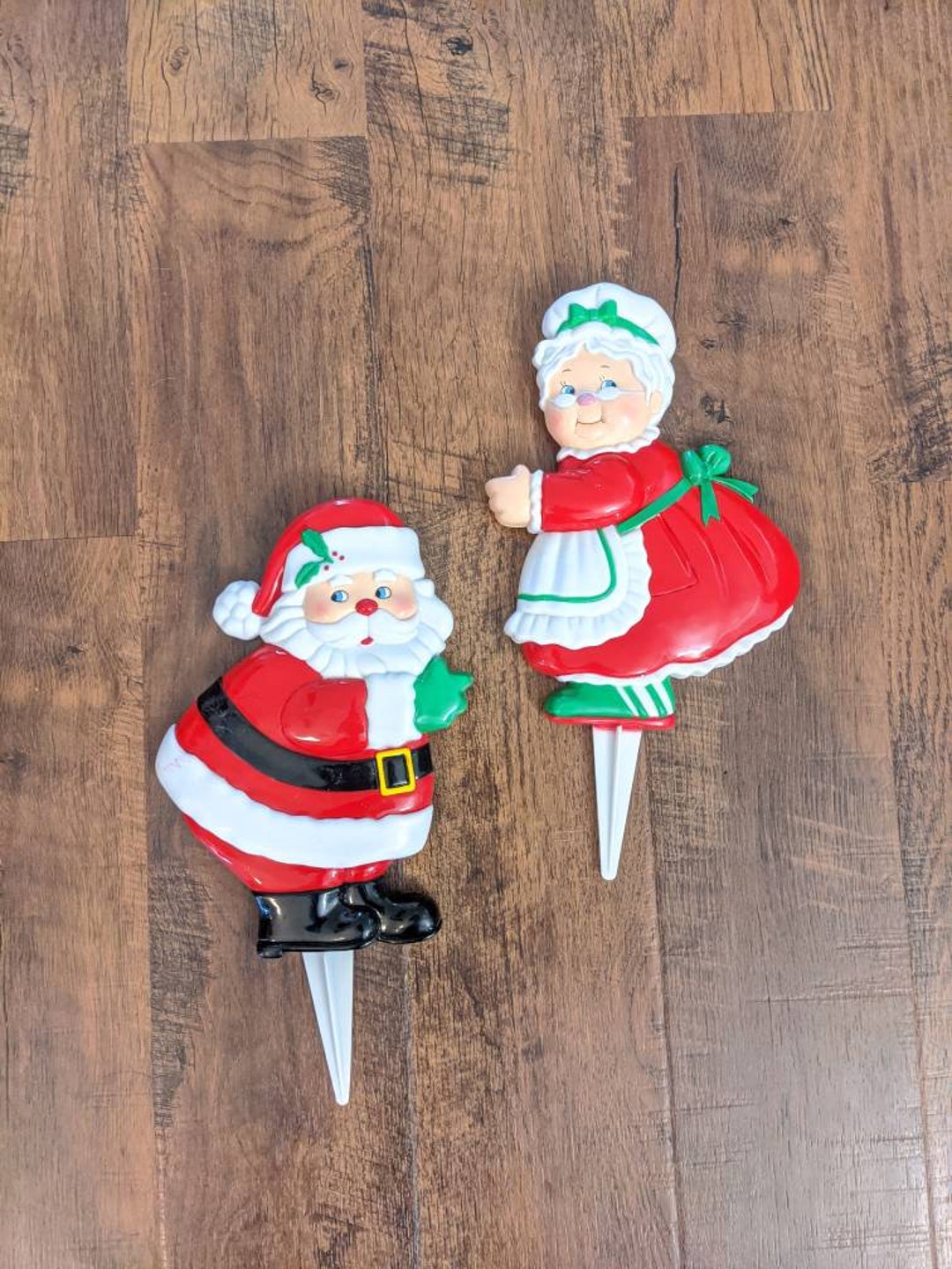 Plastic Mr and Ms Claus Yard Decor Garden Decor Holiday Yard Art Santa ...