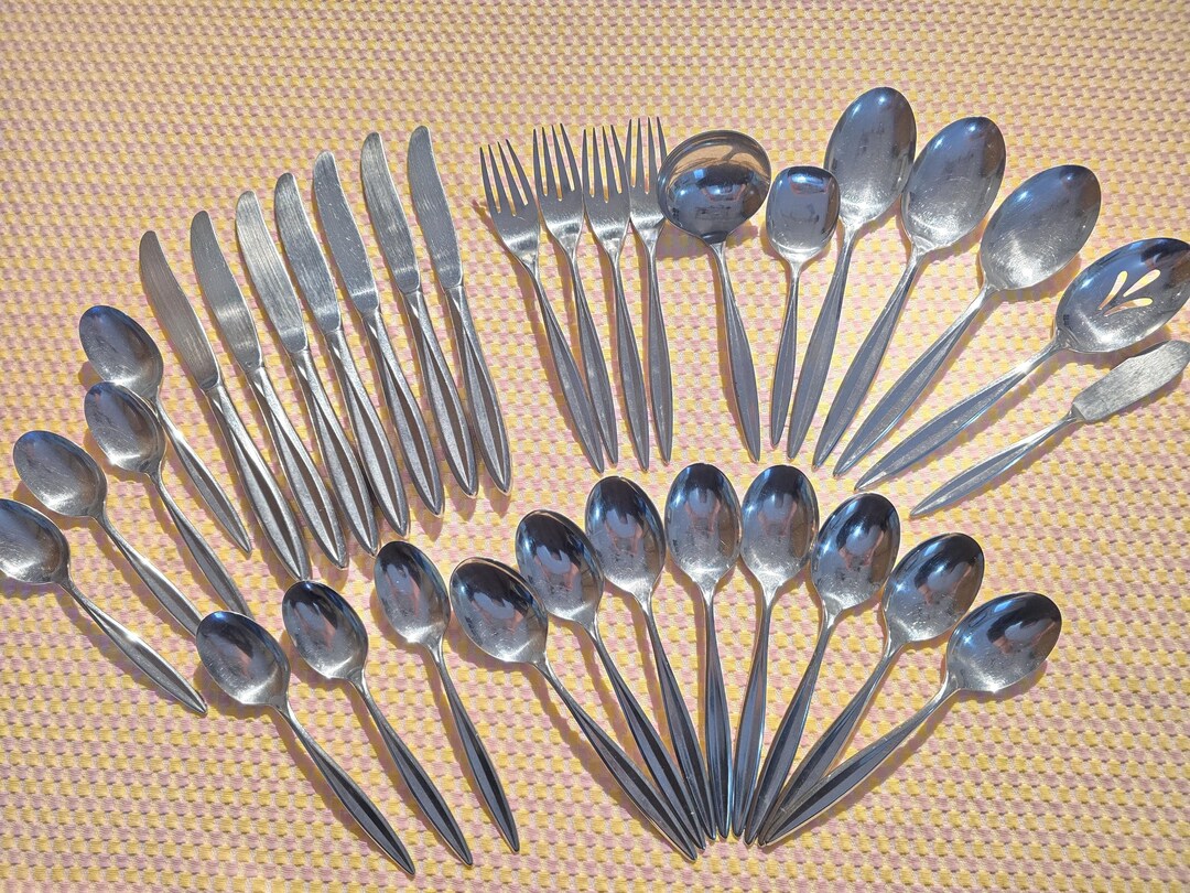 1847 Rogers Bros Stainless Flatware Pattern Silverware Retro Style ...