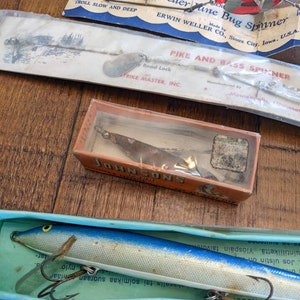 Weller June Bug Spinner Sioux City Iowa Pike and Bass Spinner ...