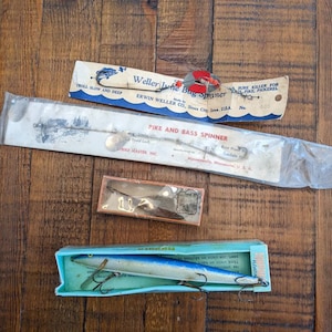 Weller June Bug Spinner Sioux City Iowa Pike and Bass Spinner ...