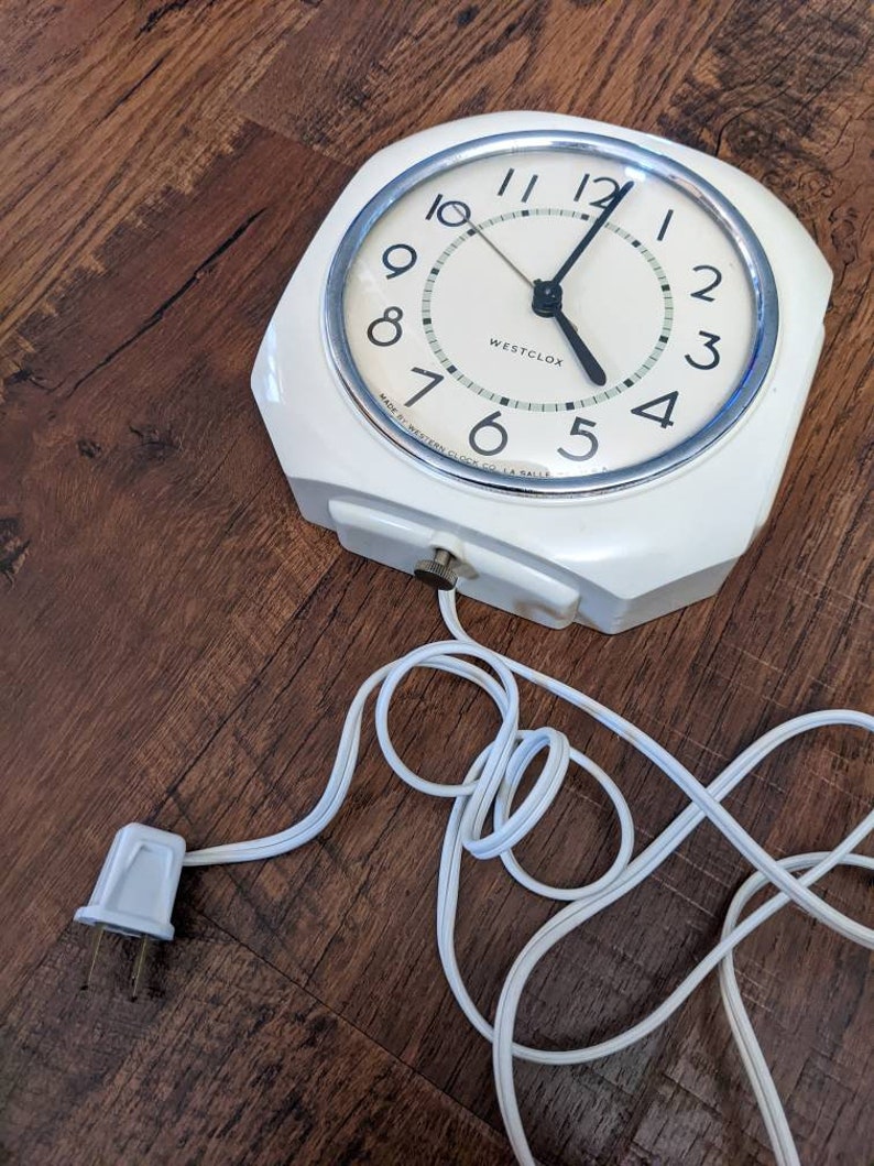 Westclox Wall Clock Kitchen Clock Plug in Wall Clock Electric Clock ...