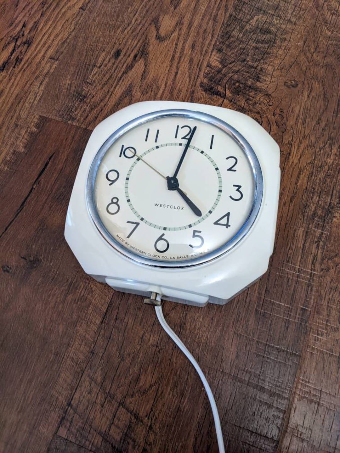 Westclox Wall Clock Kitchen Clock Plug in Wall Clock Electric Clock ...