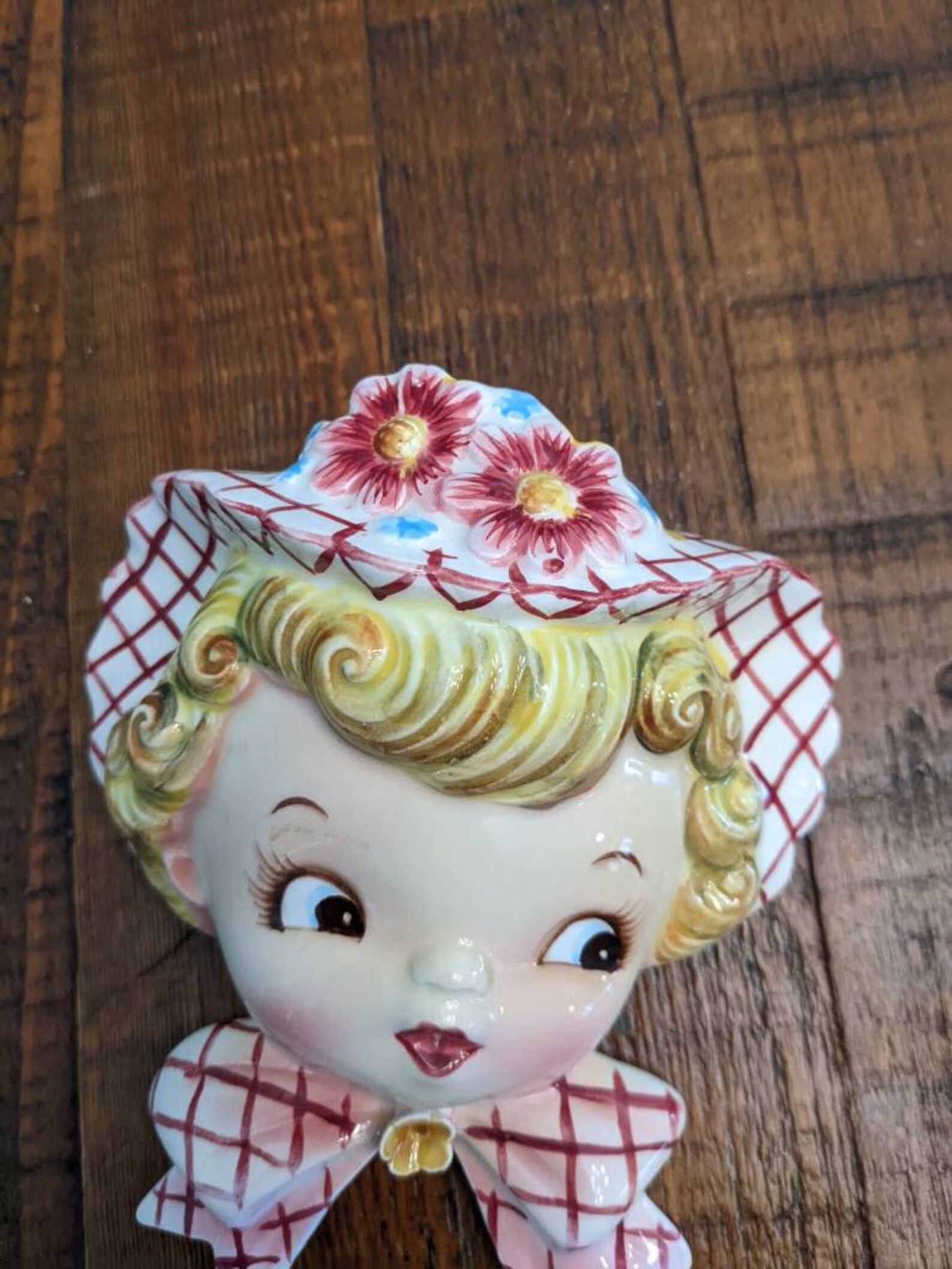 Vintage Lefton 'miss Dainty' Wall Pocket - Marked 'geo Z. Lefton ...