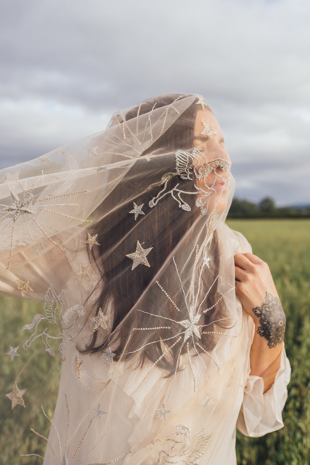 Champagne Constellation Veil - Etsy UK