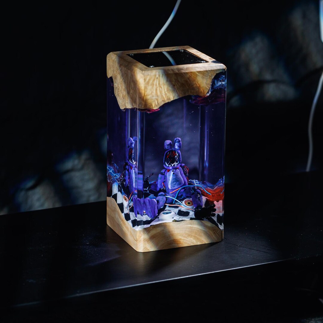 CREEPY BUNNY Resin Lamp, Mystery Epoxy Lamp, Resin Night Light, Desk ...