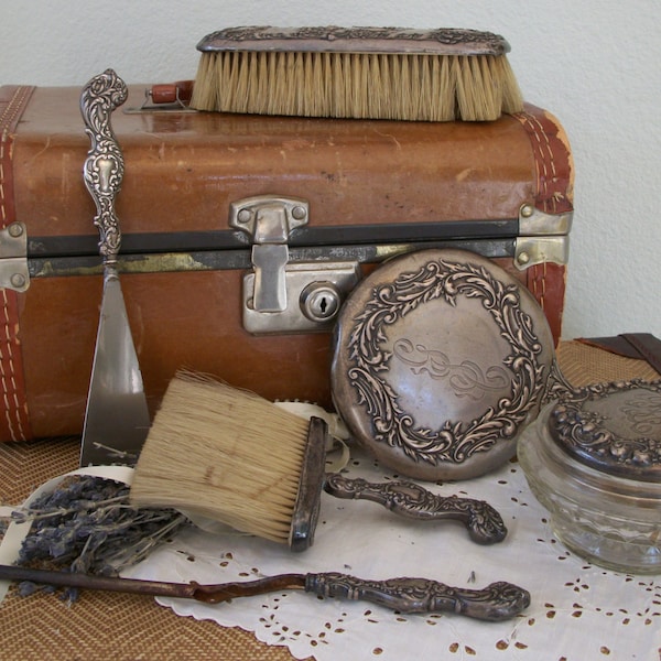 Antique Vanity Set - Etsy
