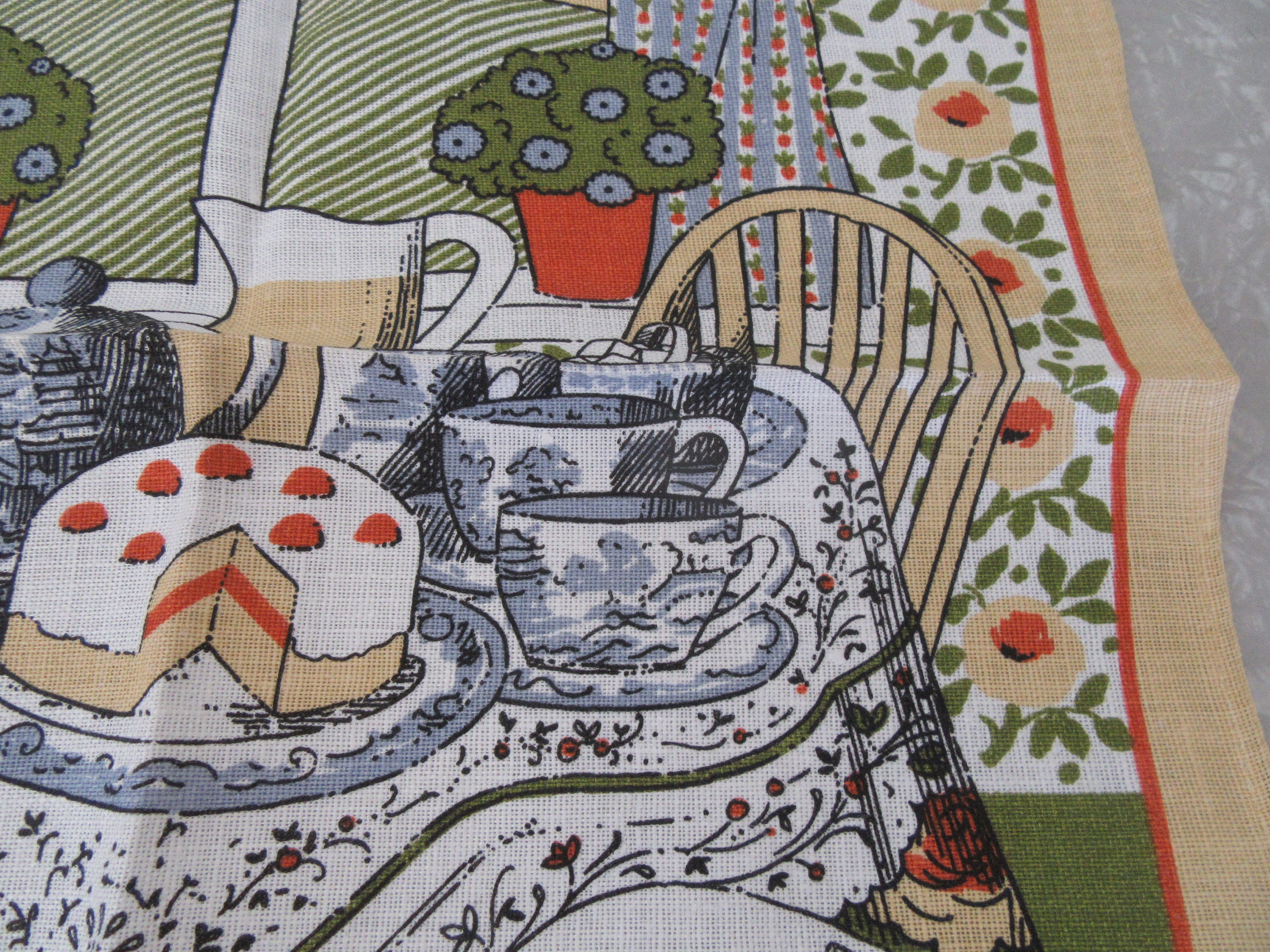 Vintage Irish Linen Tea Towel Designed for the National Trust by Pat ...