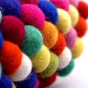 100 Pieces X 1cm FELT BALLS Beads 1cm 10mm (3/8 Inch) - Etsy