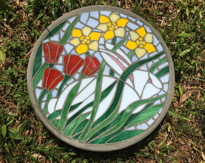 Bunny in Blooms - Rabbit Stepping Stone Yard and Garden Mosaic Art -14 ...