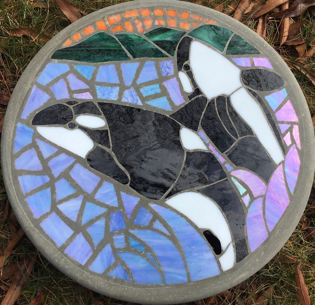Wild and Free - Orca Whale Stepping Stone - 14 Inch Round Mosaic Garden ...