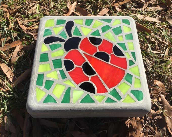 Ladybug Mosaic Stepping Stone - 8 Inch Square Stepping Stone Mosaic ...