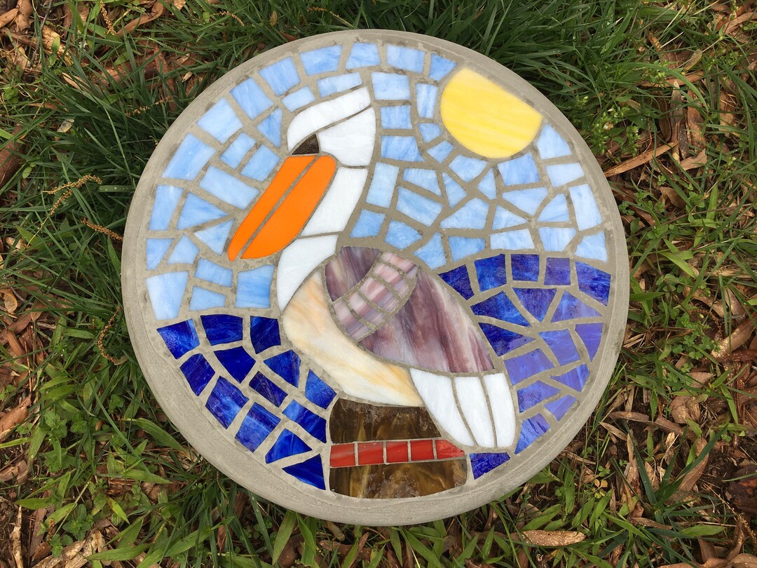 Pelican Joe Pelican Stepping Stone 14 Inch Round Mosaic - Etsy
