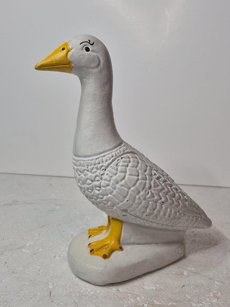 Vintage Porch Goose Statue Lawn Garden Decor Collectible Indoor Outdoor ...