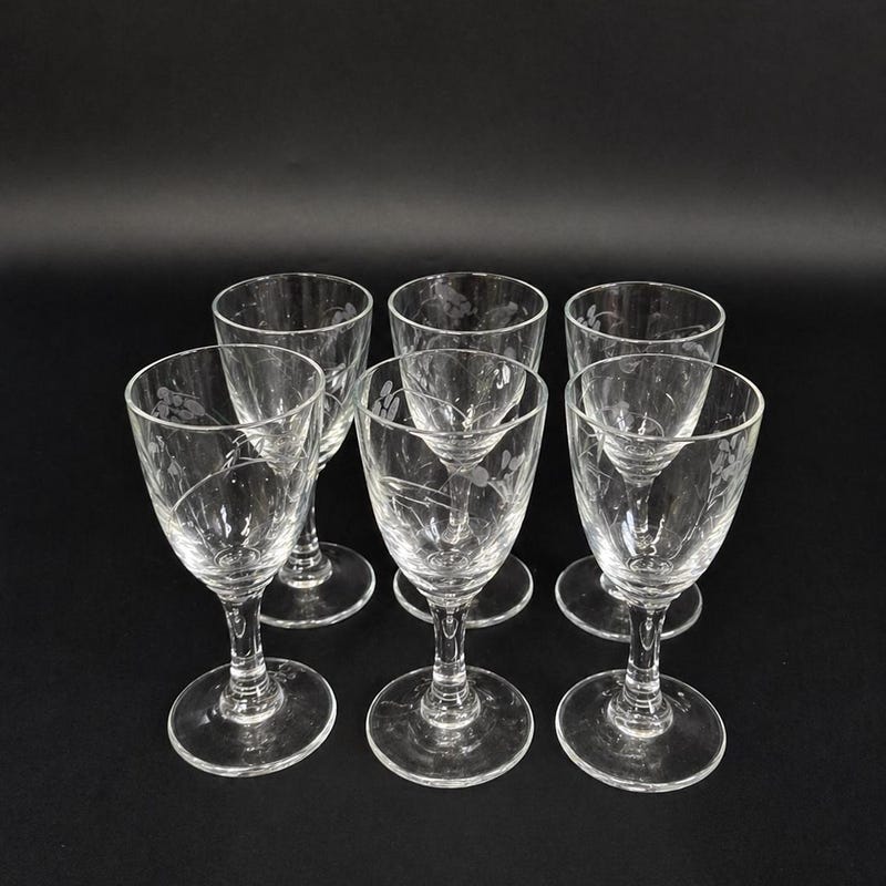 Tulip Liqueur Glasses - Etsy