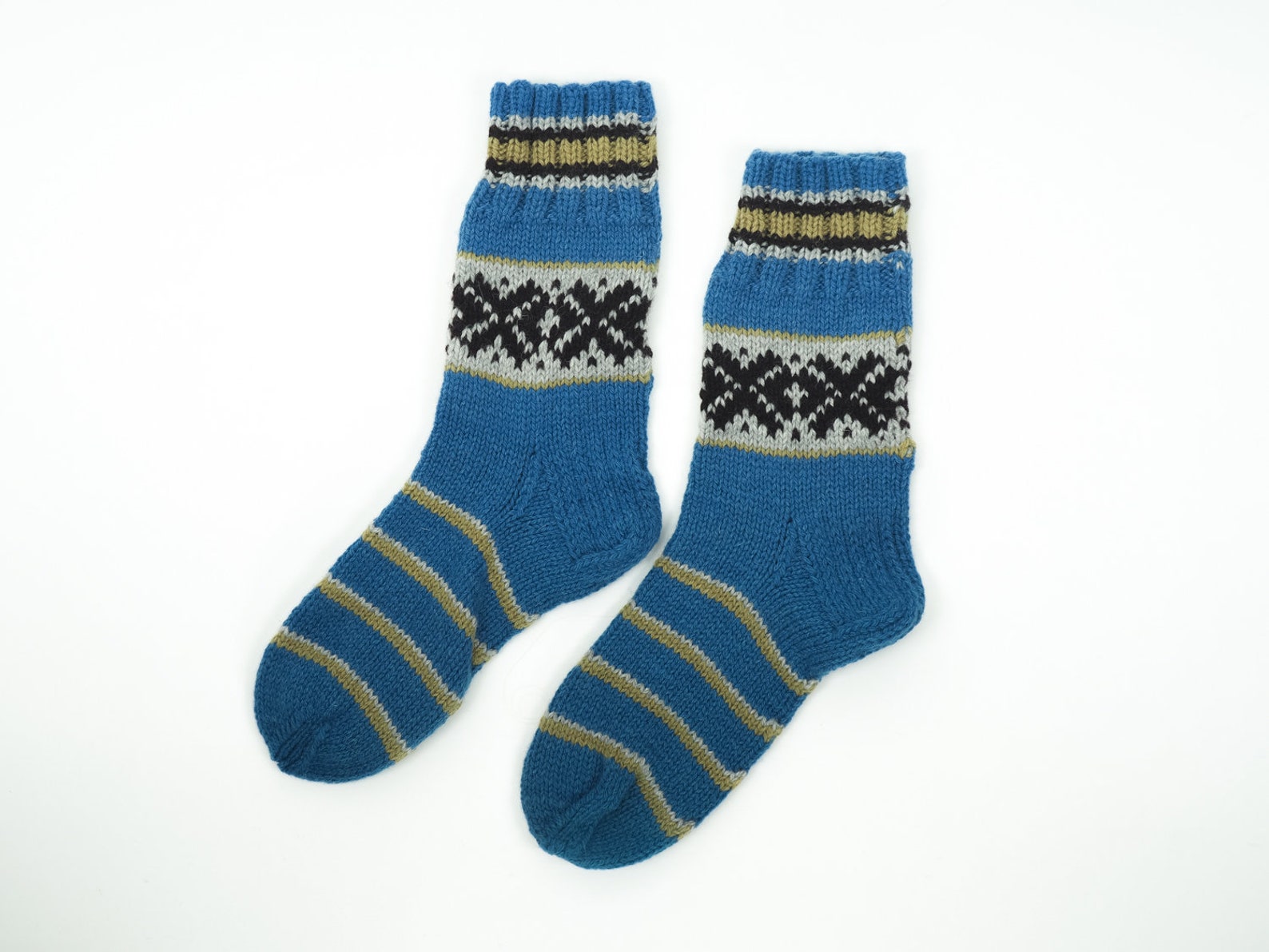 WOOL SOCKS. Men Socks. Hand Knitted Socks. Ornamented Wool - Etsy