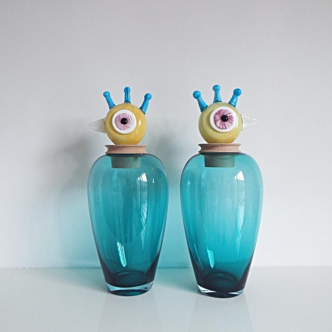 Stunning Blue Parrot Vase, Glass Bird Sculptures, Leonardo, German ...