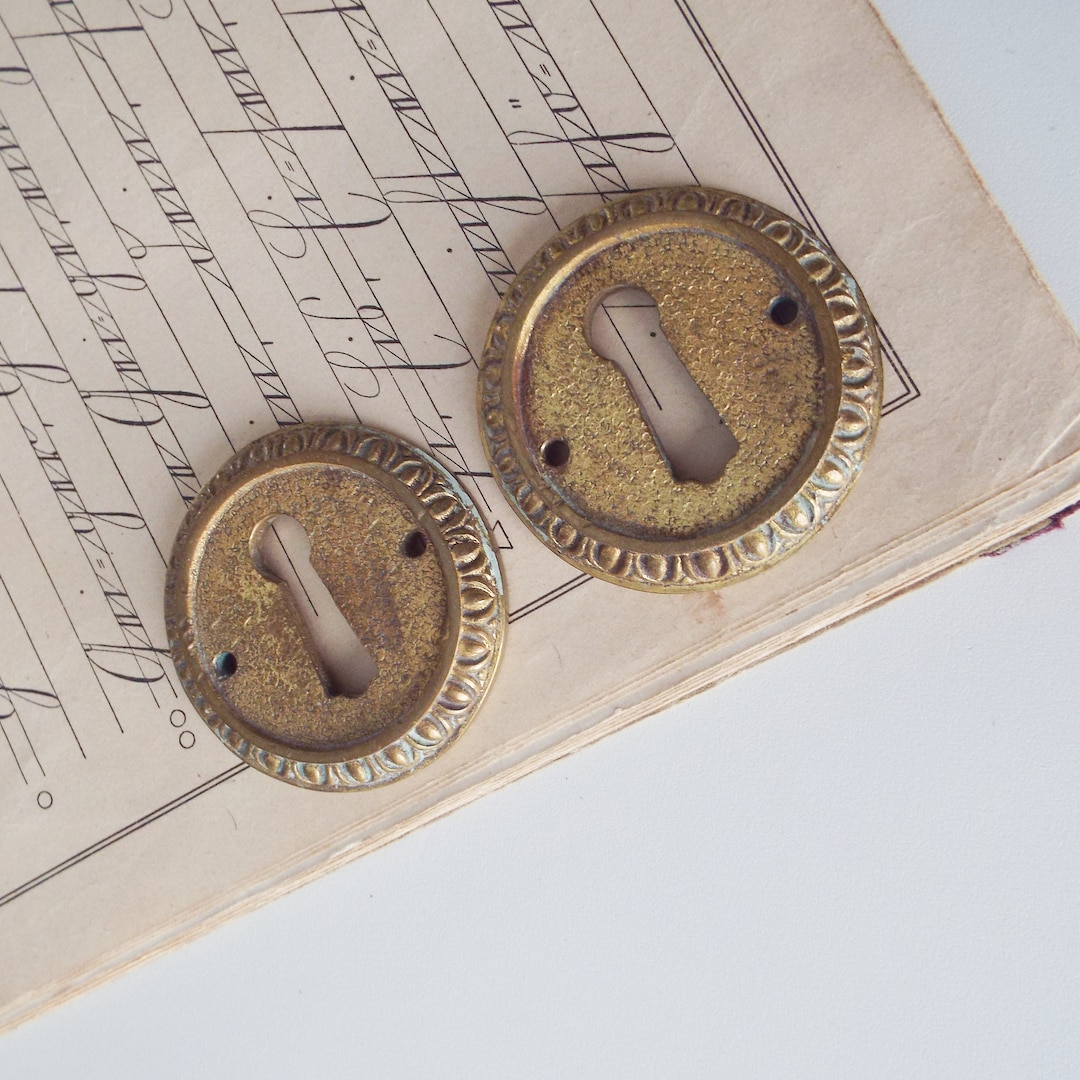 Antique Key Plate, Round Keyhole Surround, Gilded Escutcheon Plate ...