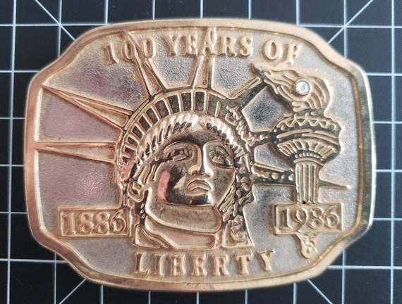 1980s Large Statue of Liberty Anniversary Belt Buckle… - Gem