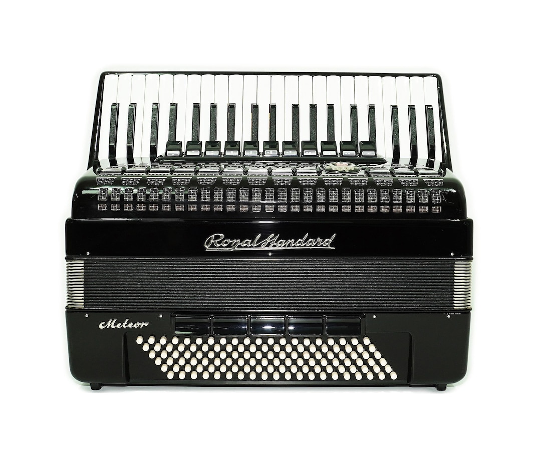 Royal Standard Meteor Full Size Accordion Made in Germany, 120 Bass ...