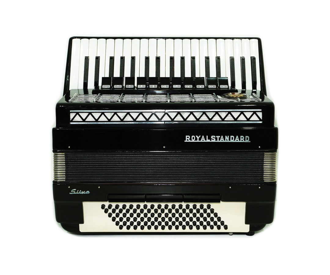 Royal Standard Silvana Accordion, Made in Germany Piano Acordian for ...
