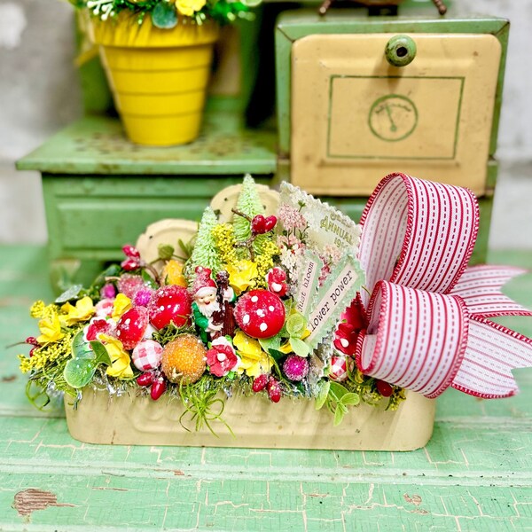Gnome Arrangement - Etsy